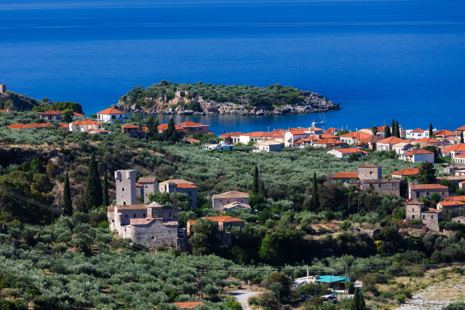 Η φθινοπωρινή γοητεία της Καρδαμύλης| travel.gr