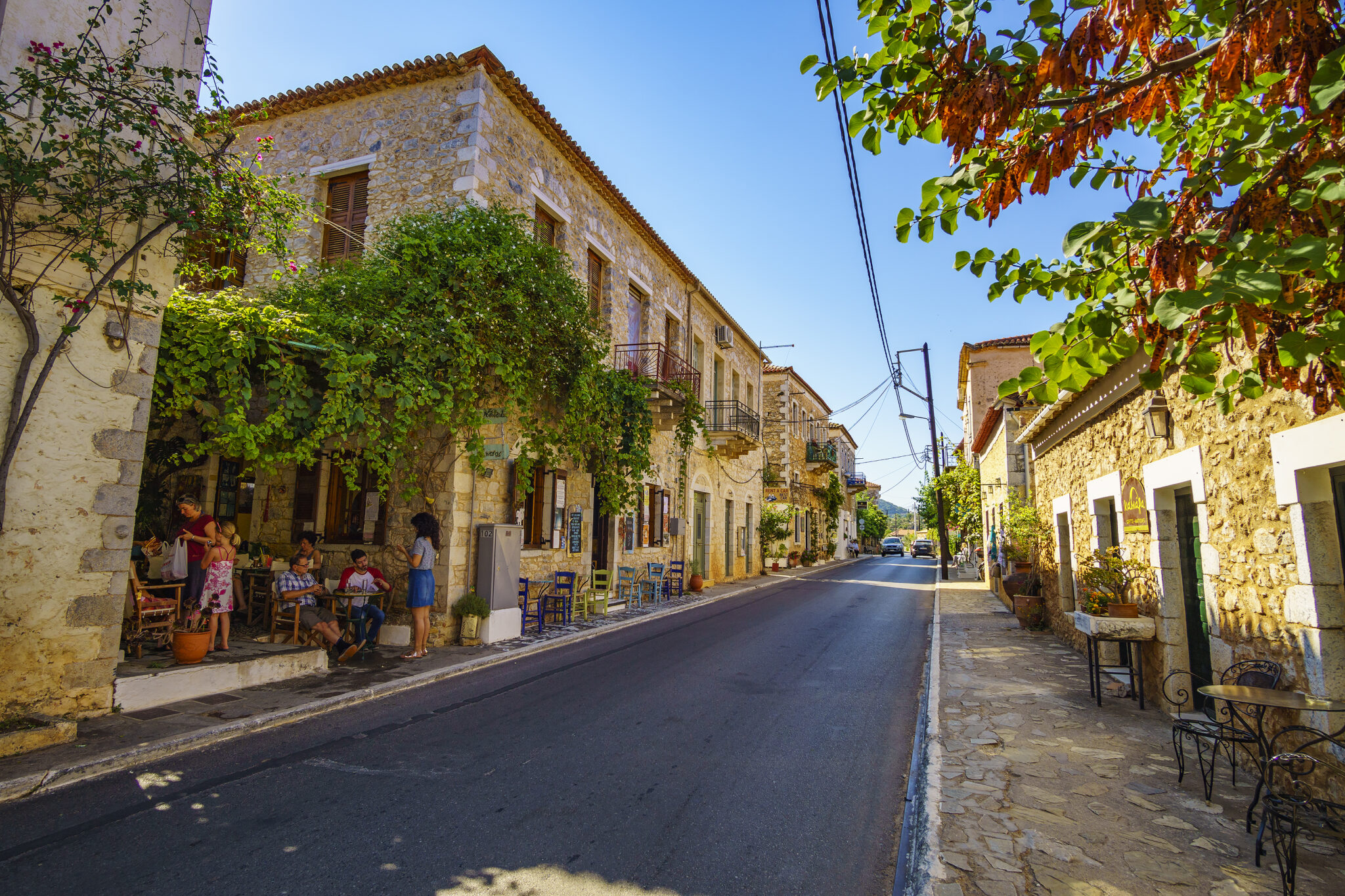 Η φθινοπωρινή γοητεία της Καρδαμύλης| travel.gr