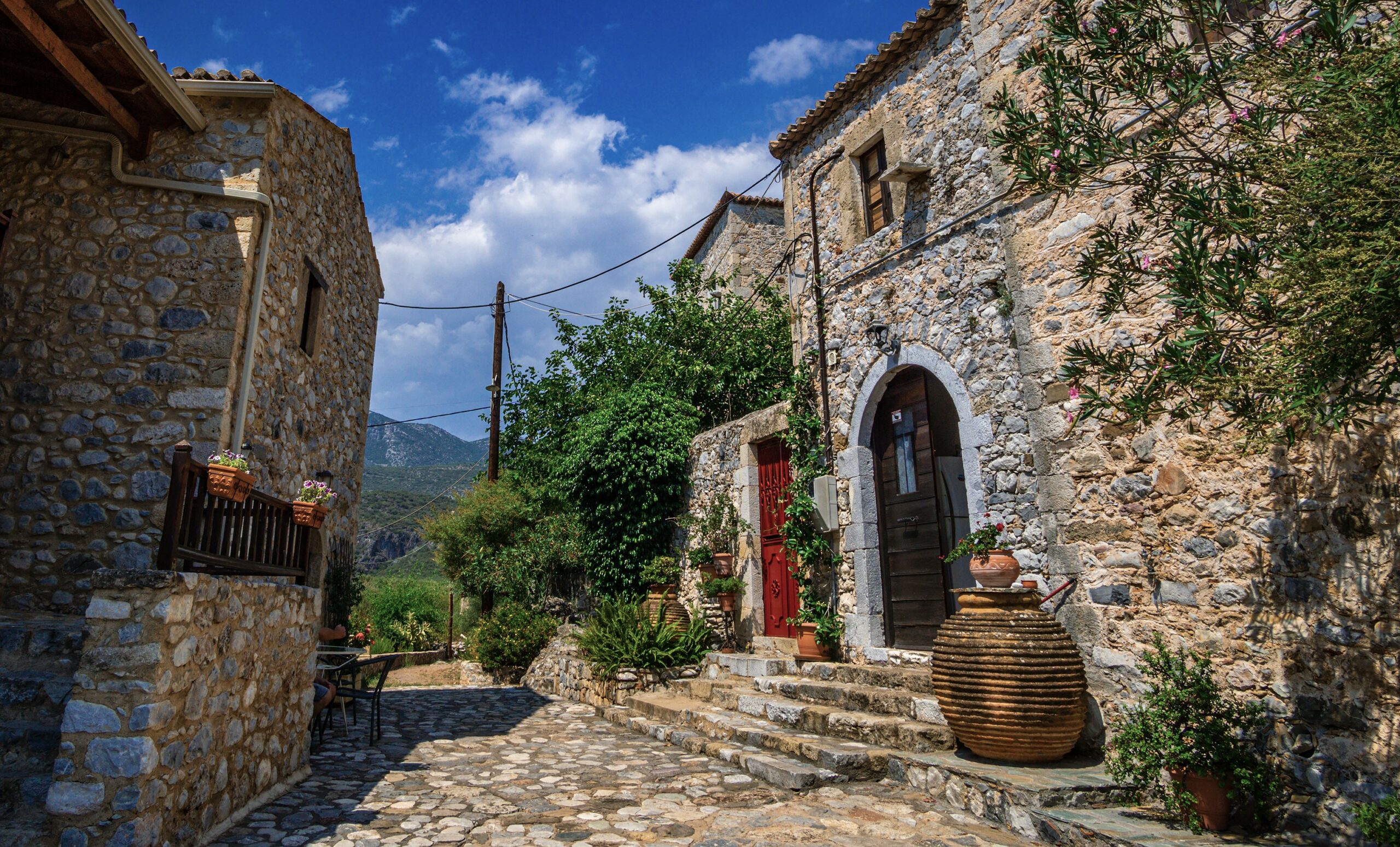 Η φθινοπωρινή γοητεία της Καρδαμύλης| travel.gr