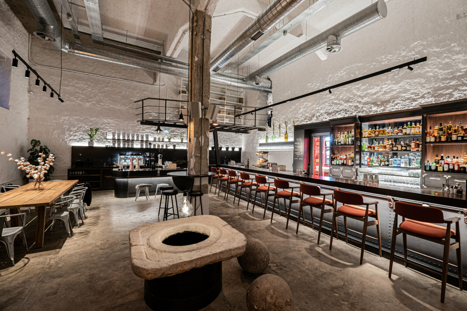 Food and grocery shopping in Athens –At these shops you can do both ...