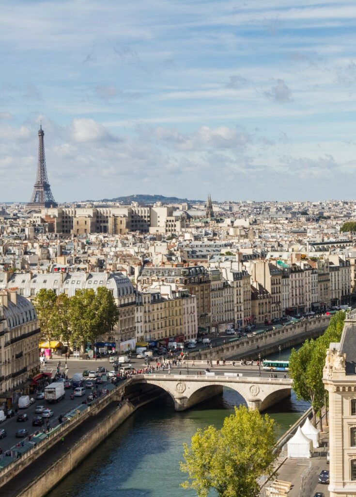 Ταξιδεύοντας προορισμούς της Bella Baxter από το Poor Things | travel.gr