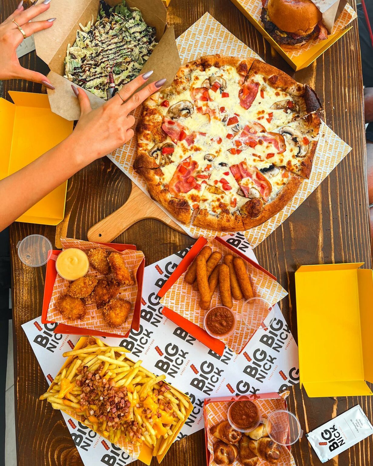 A New Burger Capital? These 21 Athens Spots Make the Case | Travel.gr/en