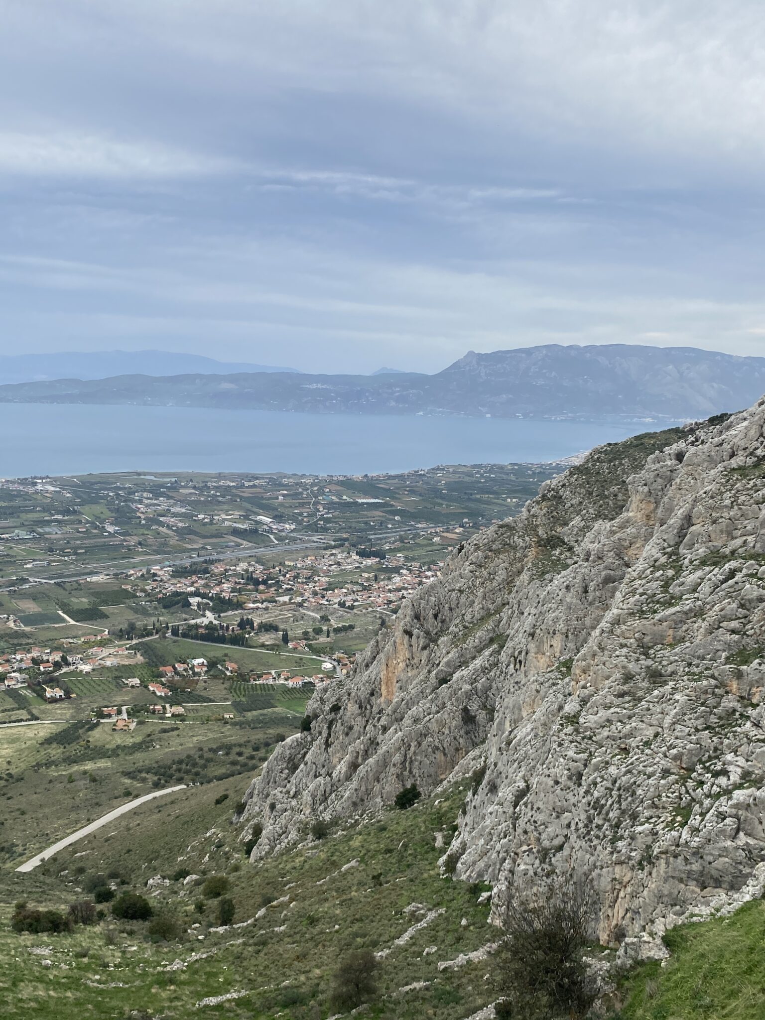 Μια ημέρα γεμάτη καλοπέραση στο νομό Κορινθίας| travel.gr