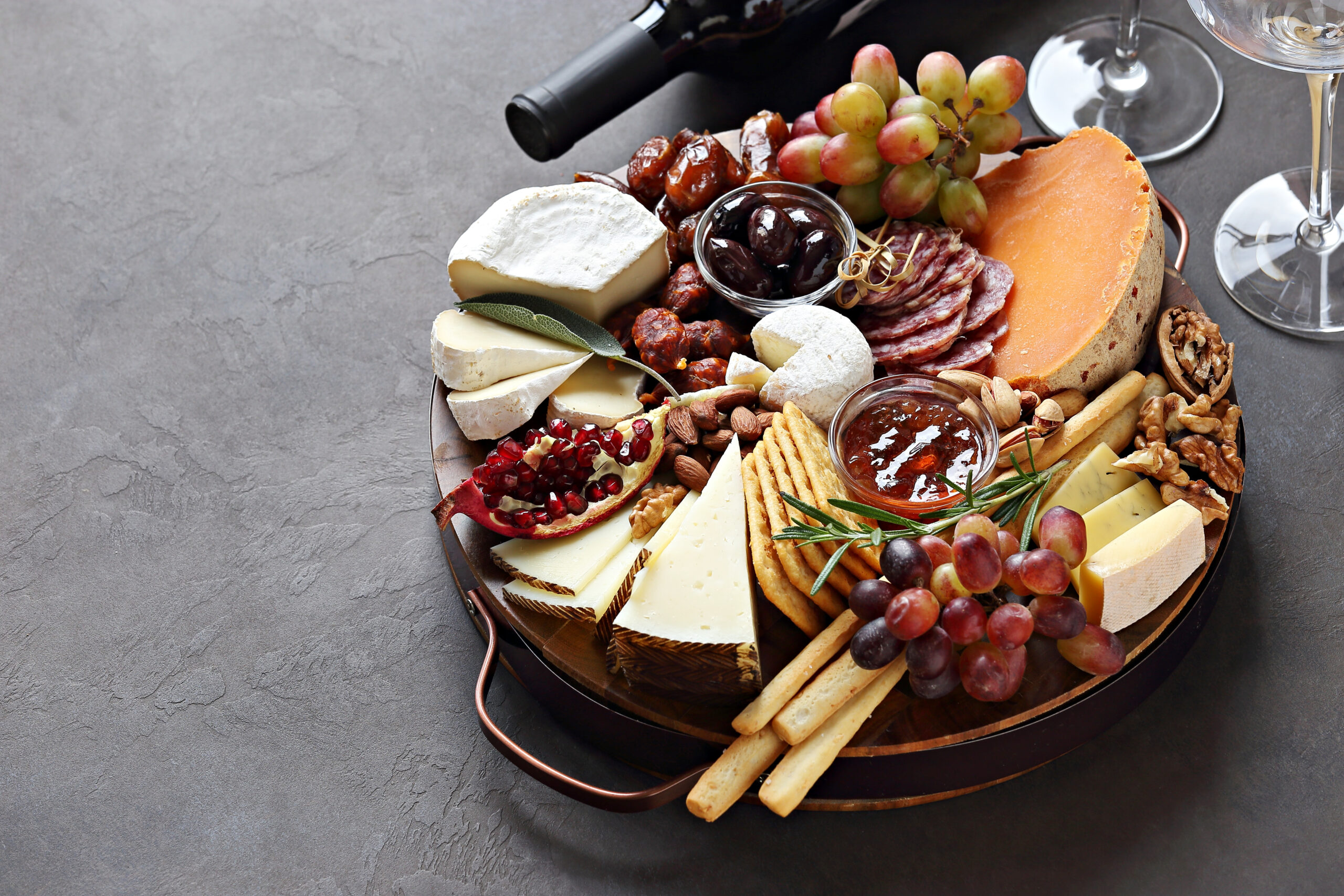 Γιορταστικό shopping στα παντοπωλεία-Delicatessen της Αθήνας | travel.gr