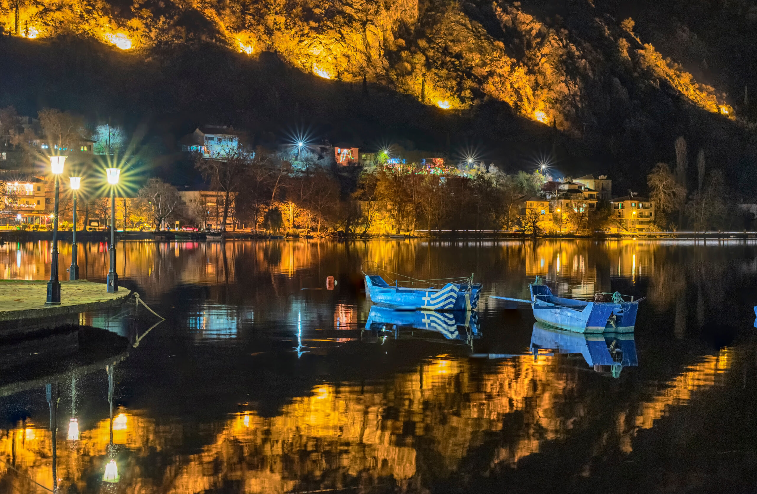 Χριστούγεννα στην Καστοριά | travel.gr