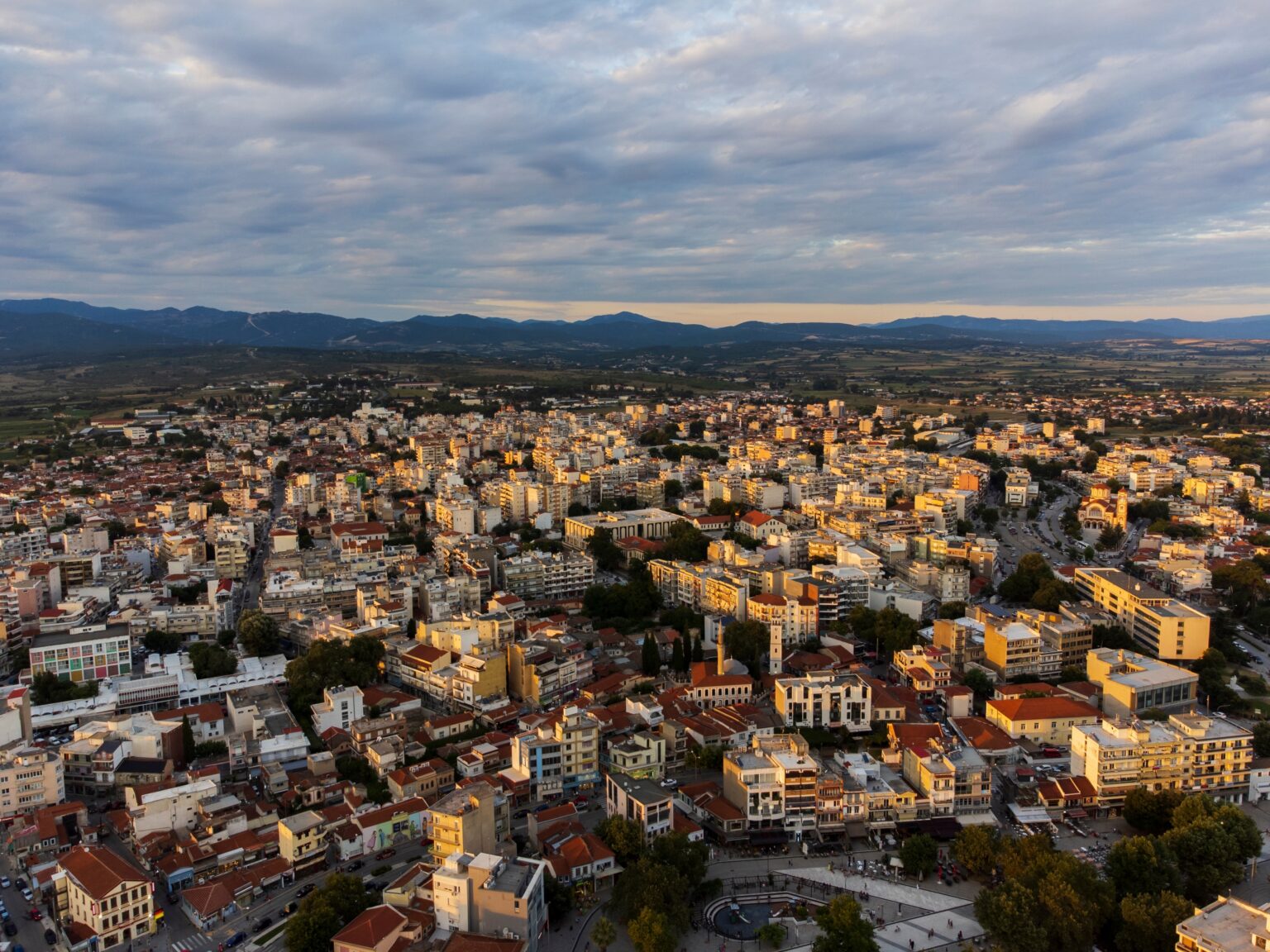 Best of Κομοτηνή: Βόλτες ιστορικά στενά ιδιαίτερες τοπικές γεύσεις ...