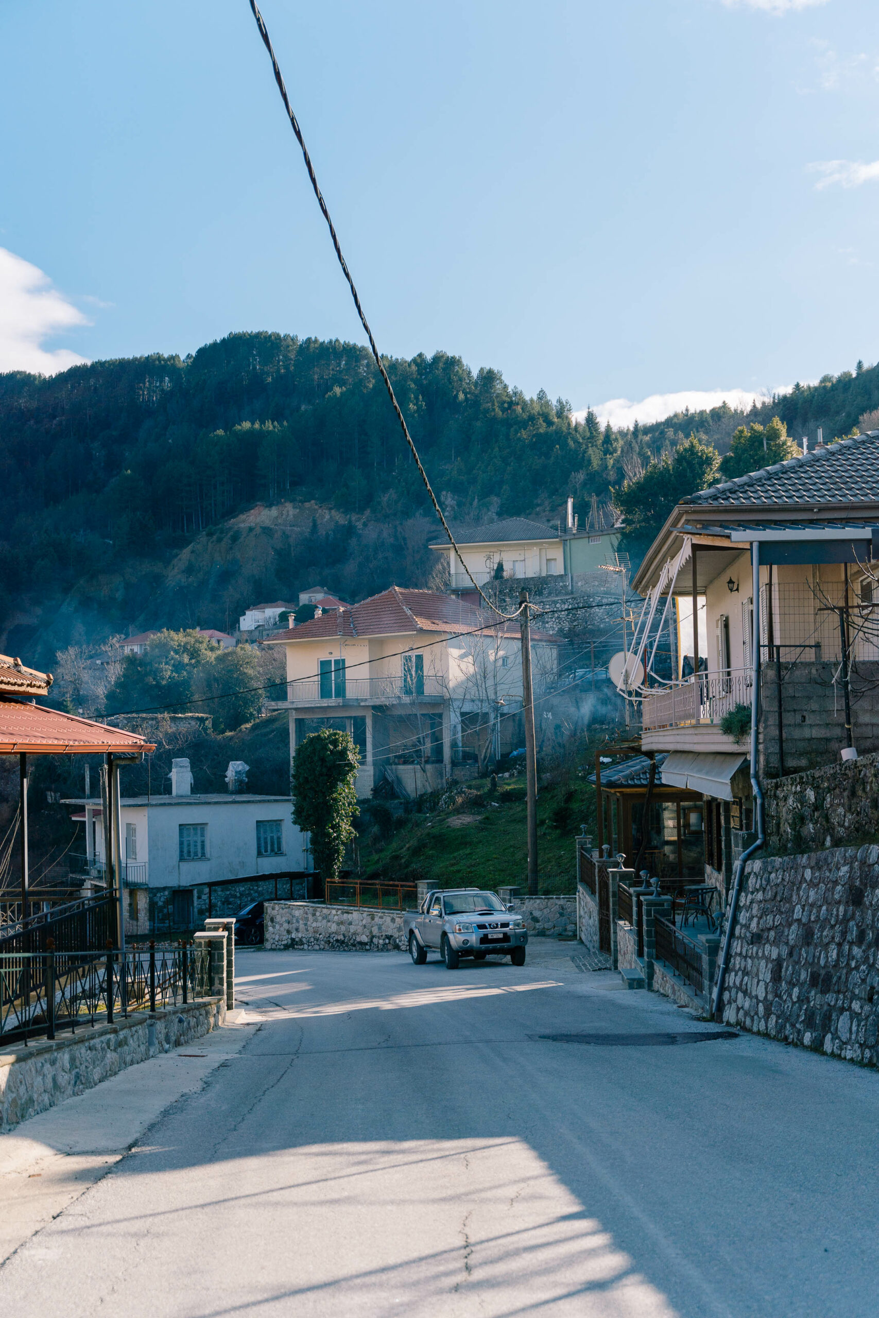 Road trip στα Τζουμέρκα: Απαιτητική οδήγηση- συναρπαστικά τοπία | travel.gr