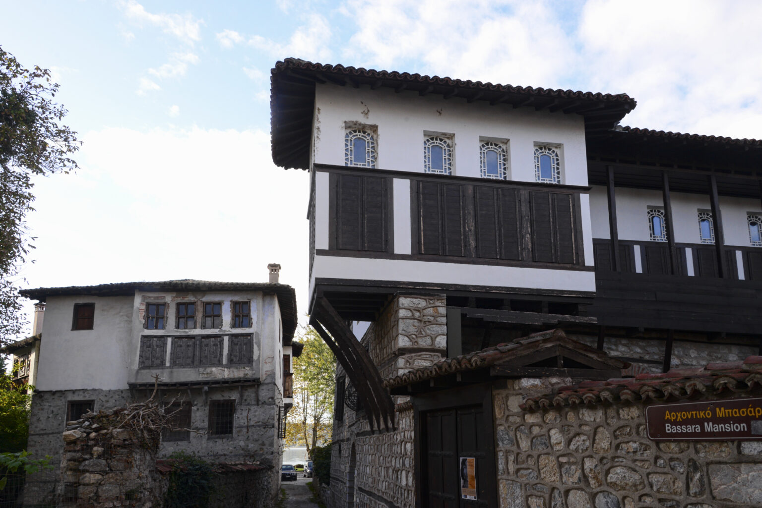 Καστοριά: ιστορία, εμβληματικά αρχοντικά βυζαντινές εκκλησίες | travel.gr