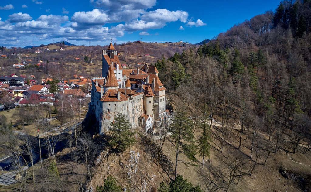 Κάστρο Μπραν Στον Πύργο του Κόμη Δράκουλα στα Καρπάθια | travel.gr