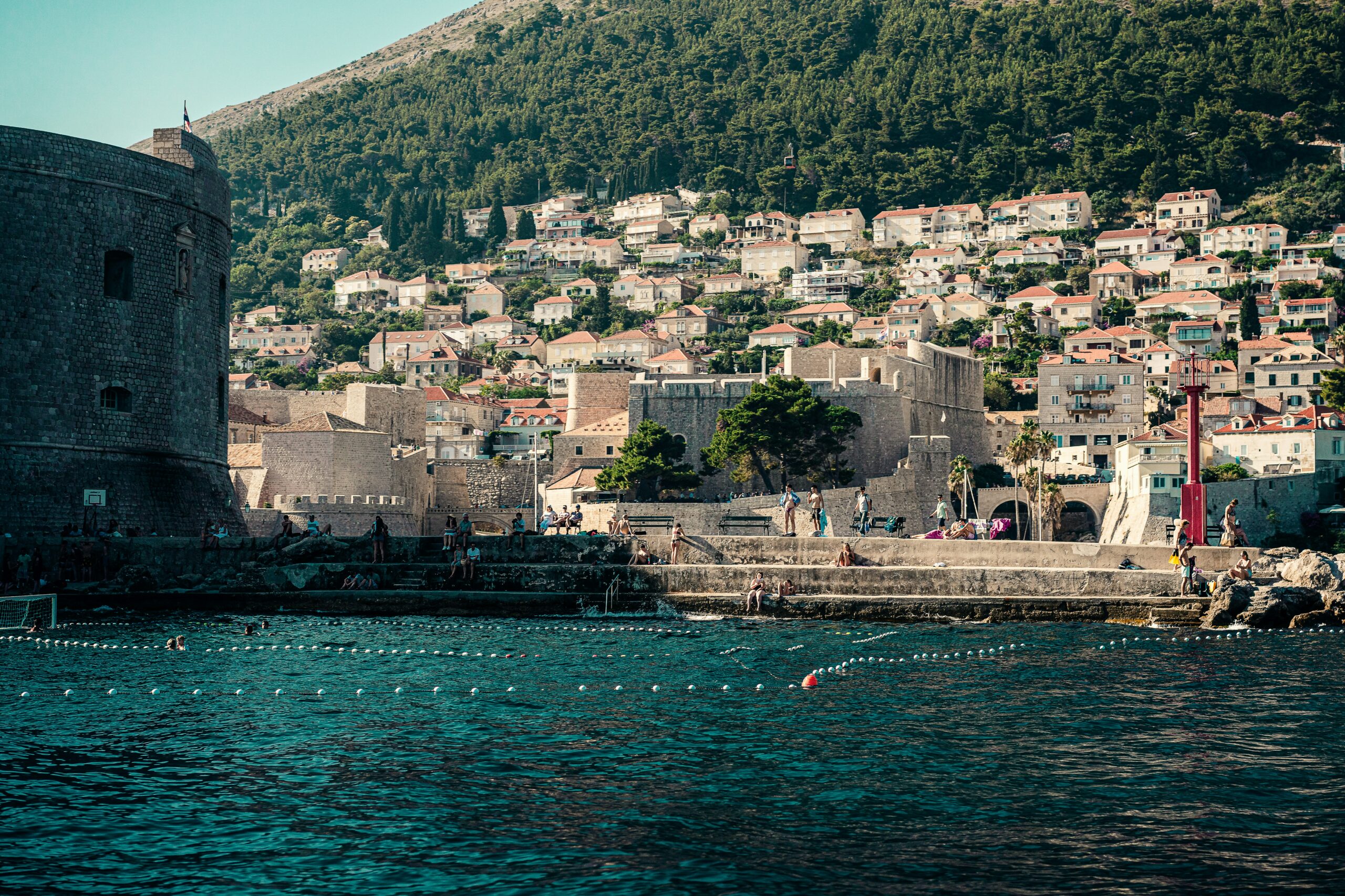 Τα «In» και τα «Out» στα ταξίδια του 2024 | travel.gr
