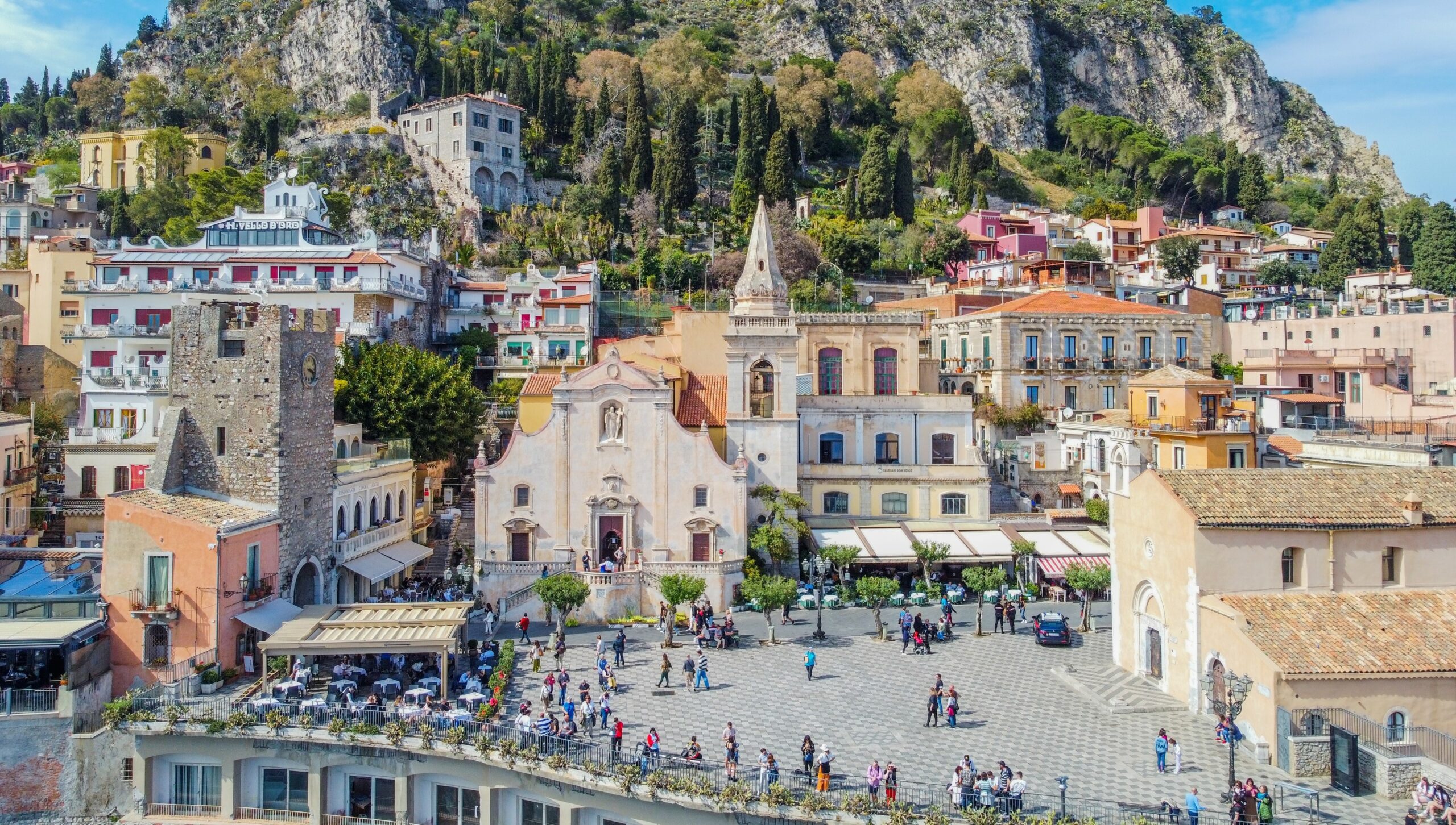 Ταορμίνα: Ταξίδι στη μικρή κοσμοπολίτισσα της Σικελίας | travel.gr