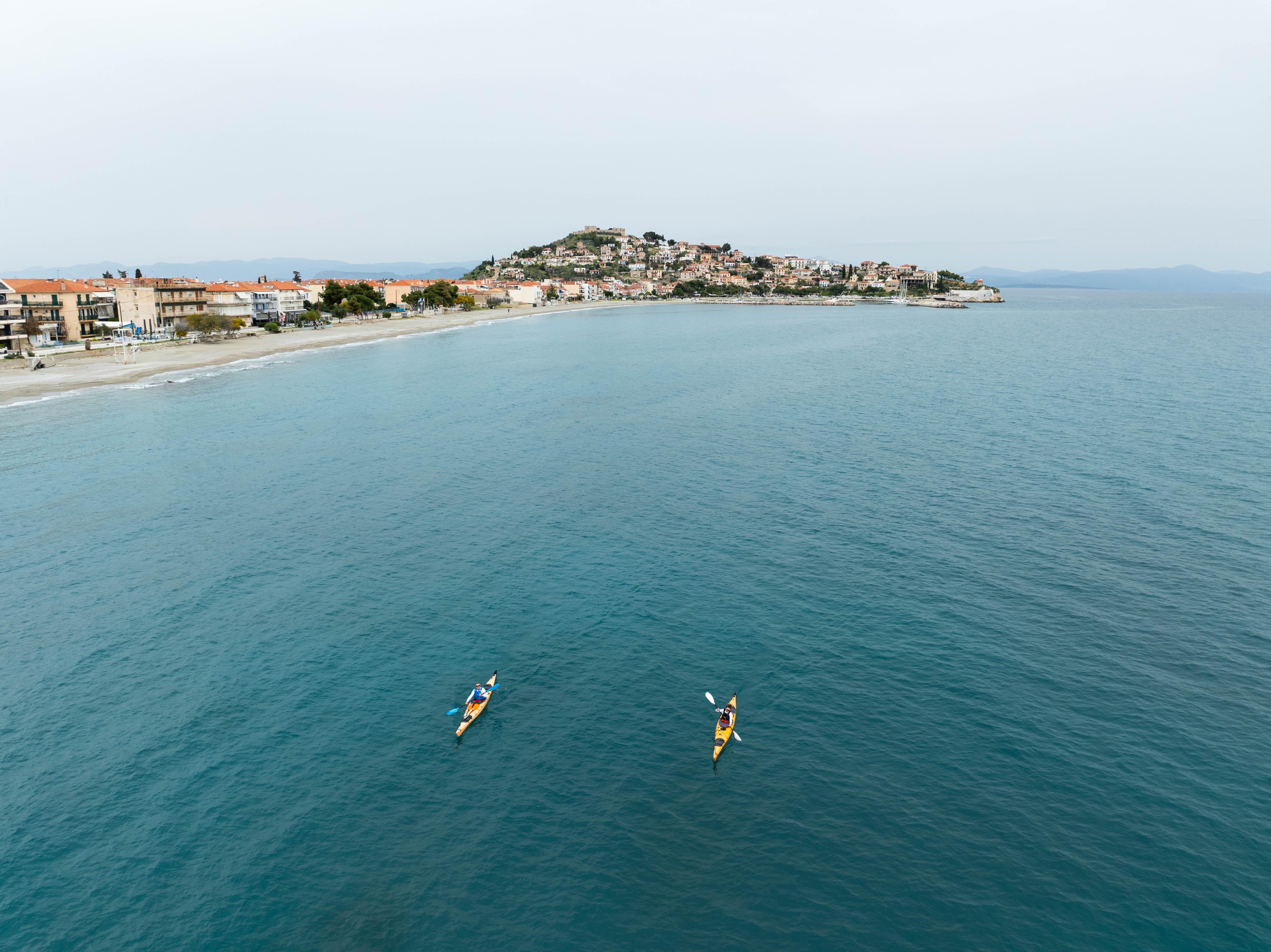 Θαλάσσιο κανό στο Άστρος Κυνουρίας | travel.gr
