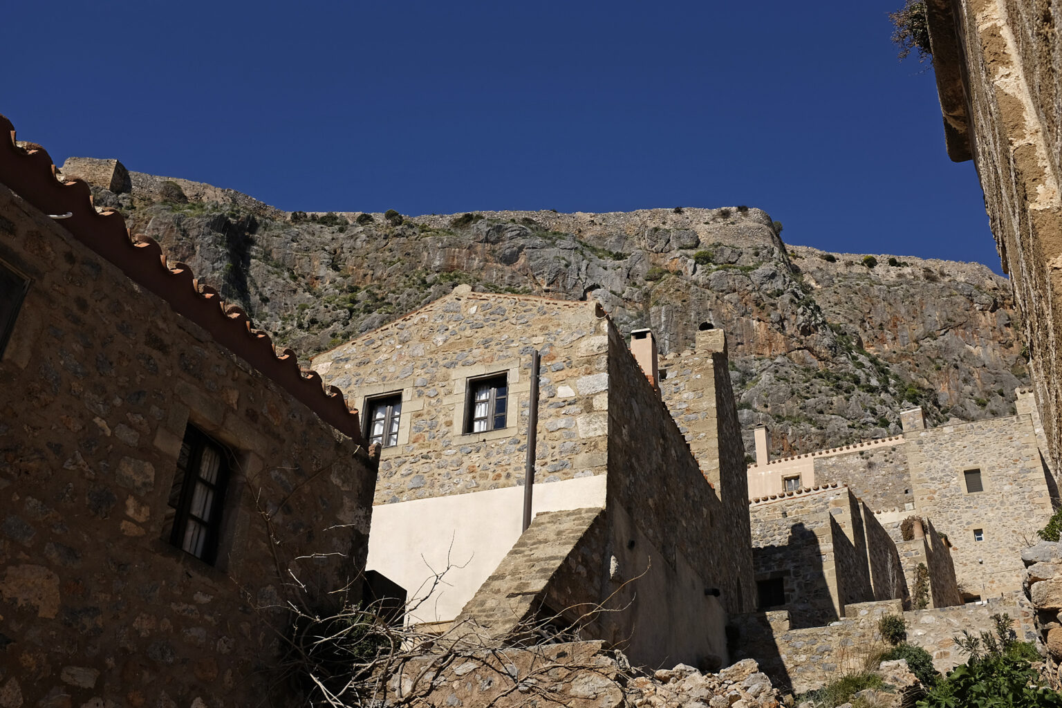 Πάσχα στη Μονεμβασιά: Κατάνυξη, θάλασσα και γεύσεις στην καρδιά της ...