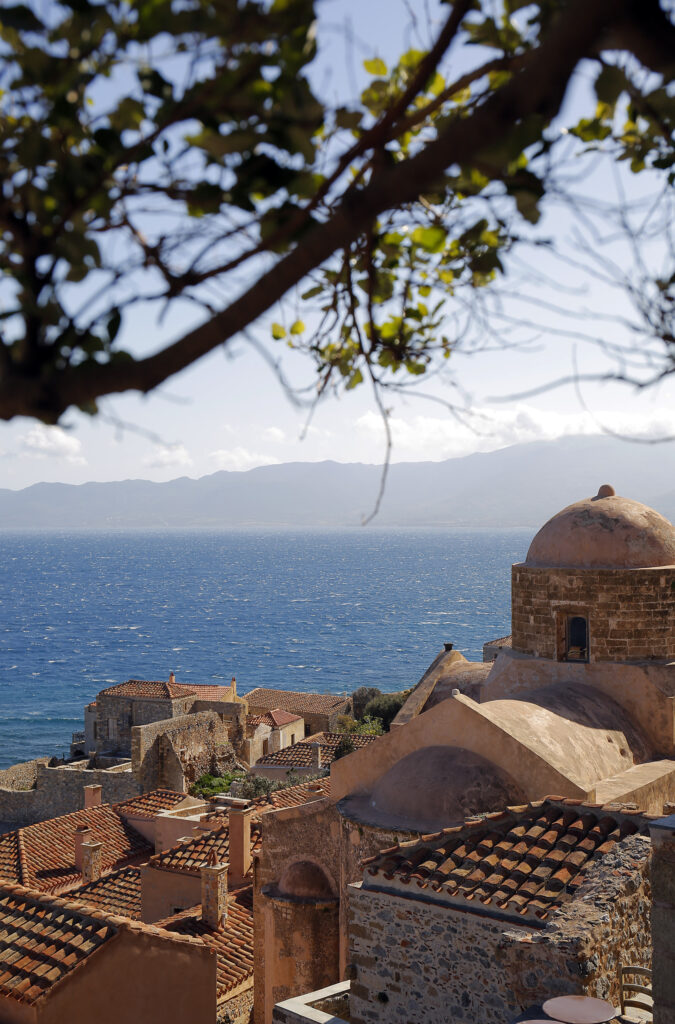 Πάσχα στη Μονεμβασιά: Κατάνυξη, θάλασσα και γεύσεις στην καρδιά της ...