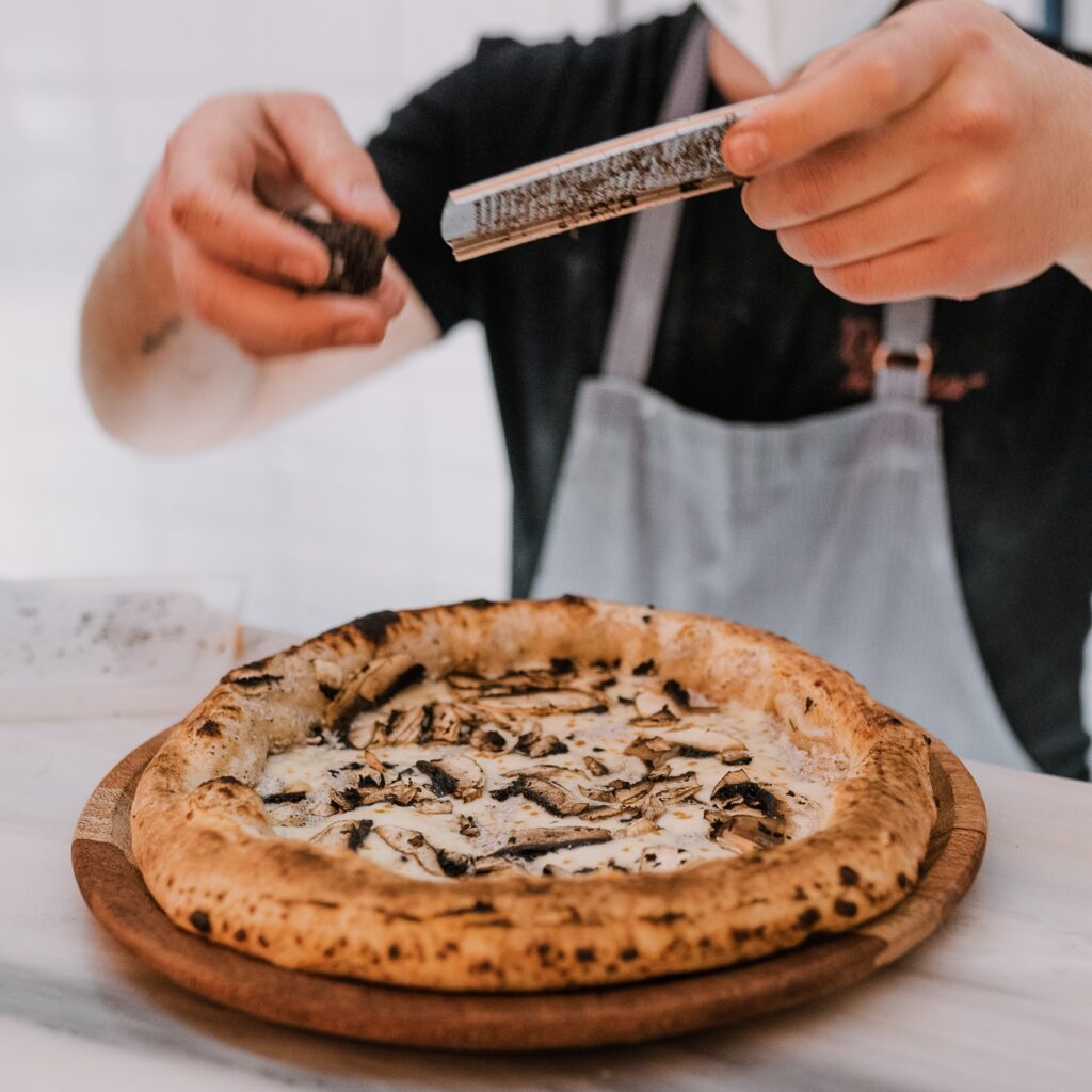 Slice of Heaven: Τhe 10 Best Pizza Spots in Downtown Athens | travel.gr