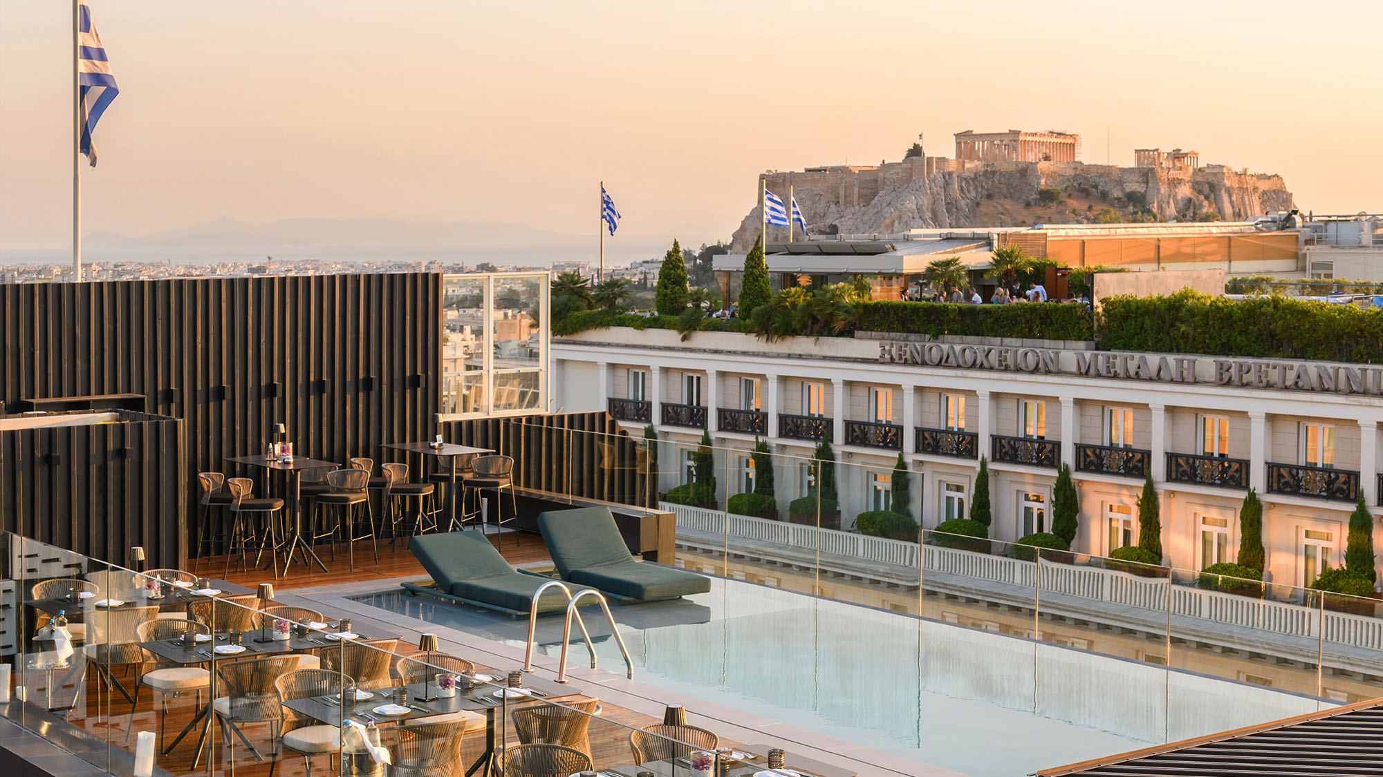 6 Stylish Cafés with Nostalgic Old Athens Vibes | travel.gr