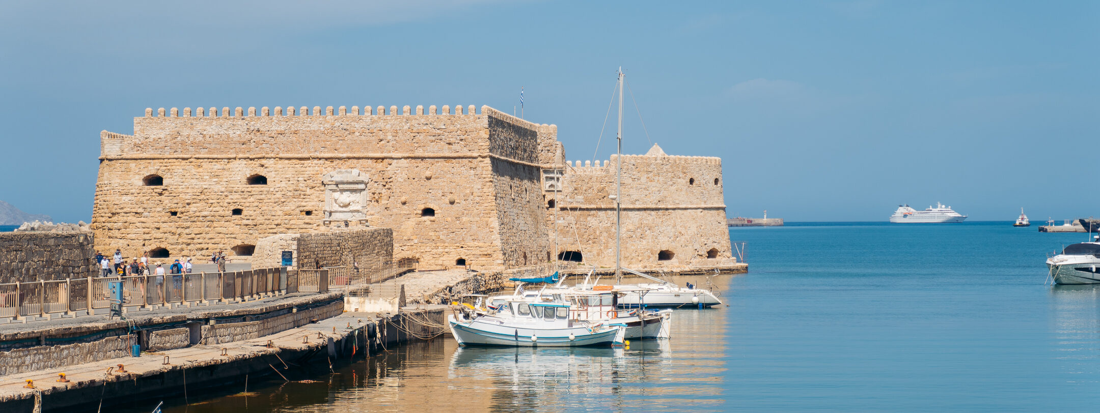 Ηράκλειο: Η σύγχρονη μητρόπολη με την ψυχή της Κρήτης | travel.gr