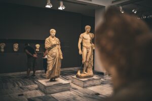 Εξερευνώντας την πόλη και τα χωριά του Ηρακλείου | travel.gr