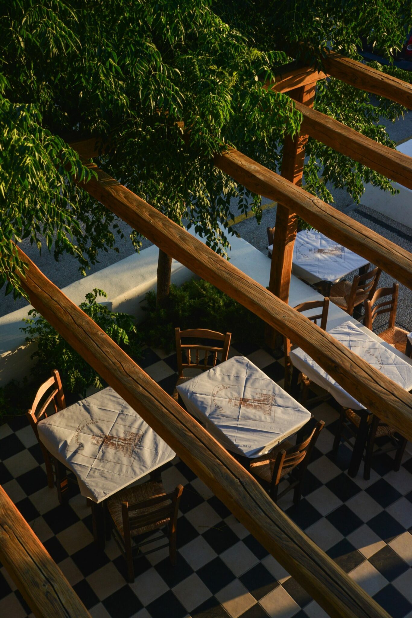 Fresh Summer Breeze at Milos' 8 Best Bars | travel.gr