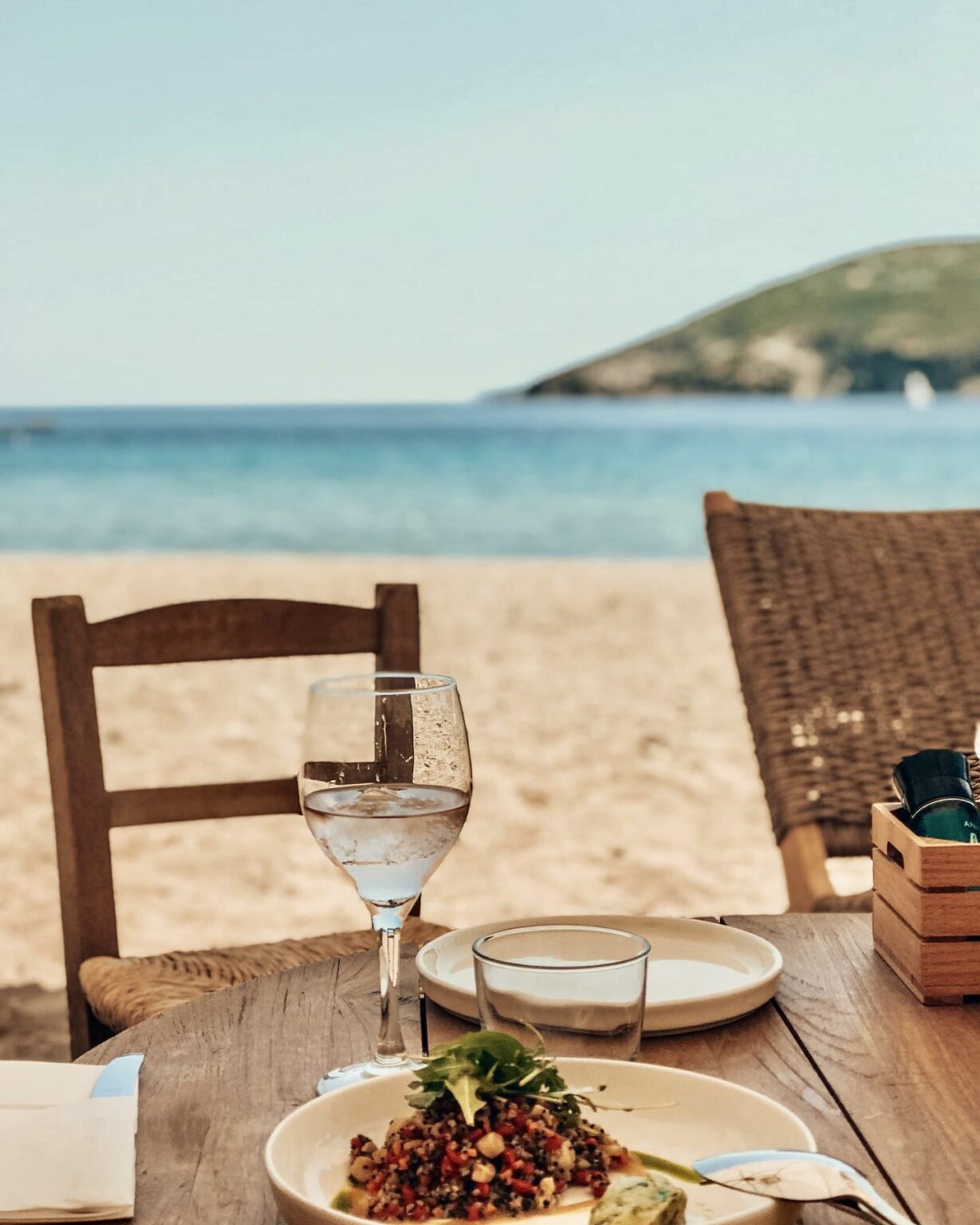 Travel.gr: Greece Insiders' Guide 2024