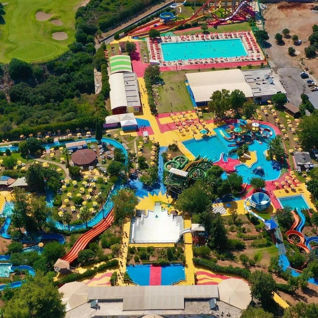 Splash-Landia: Greece’s Waterparks, Turned All the Way Up | Travel.gr/en