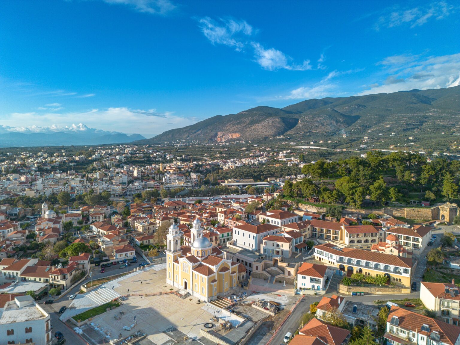 Καλαμάτα: Τι να κάνετε σε αυτόν τον αξιοζήλευτο προορισμό | travel.gr