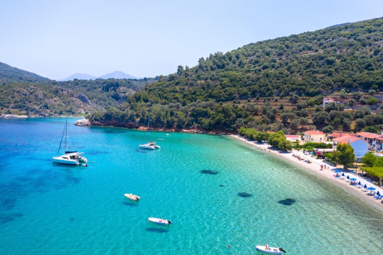 Samos' 9 Best Beaches | travel.gr