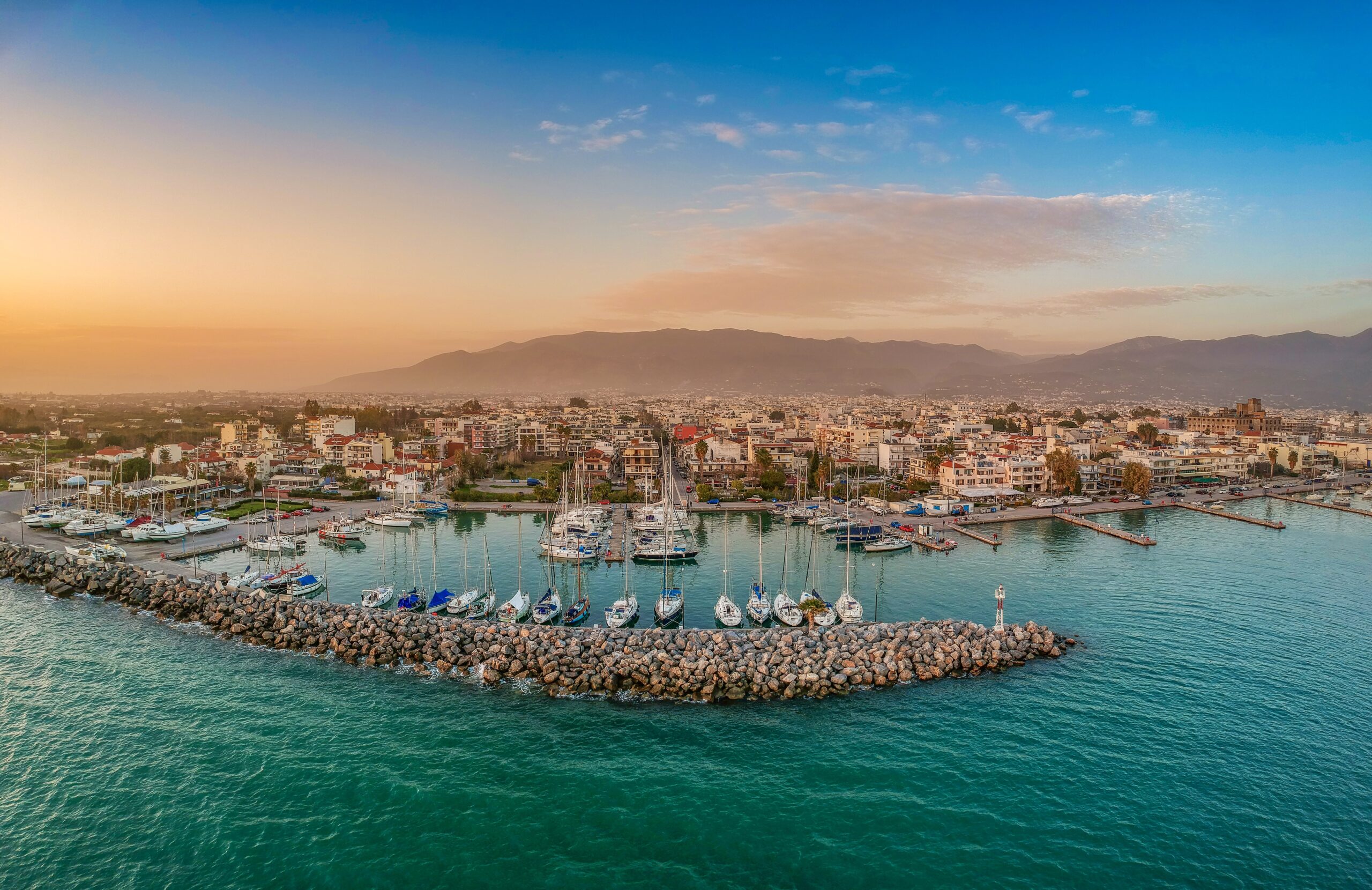 Καλαμάτα: Τι να κάνετε σε αυτόν τον αξιοζήλευτο προορισμό | travel.gr