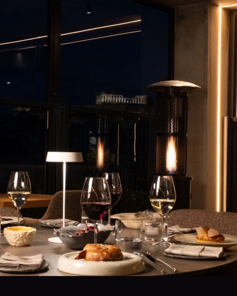Cloud-line Cuisine: 15 Athenian Rooftops for Gourmet Heights | Travel.gr/en