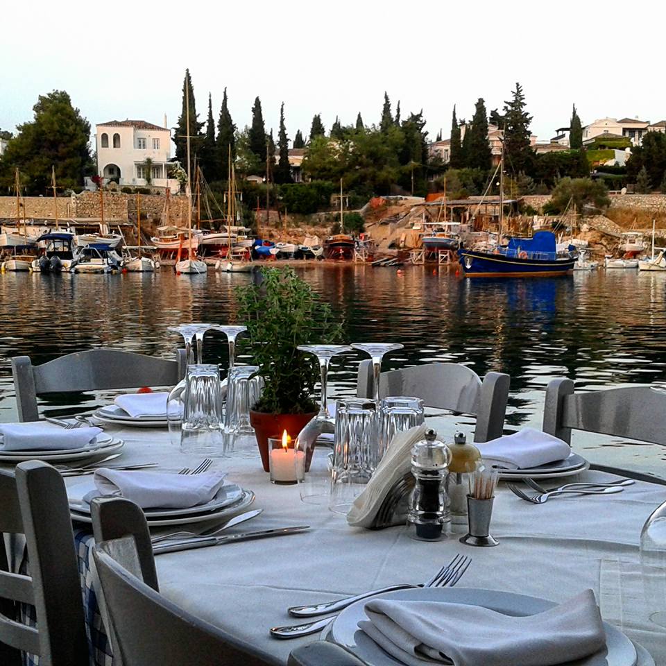 Where to Eat Now in Spetses | travel.gr