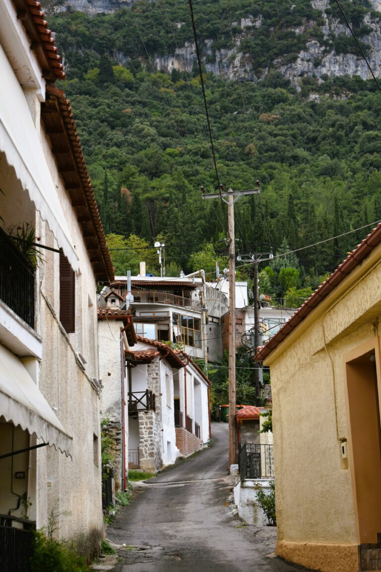 Μια απόδραση αποτοξίνωσης στην Τιθορέα, στη σκιά του Παρνασσού