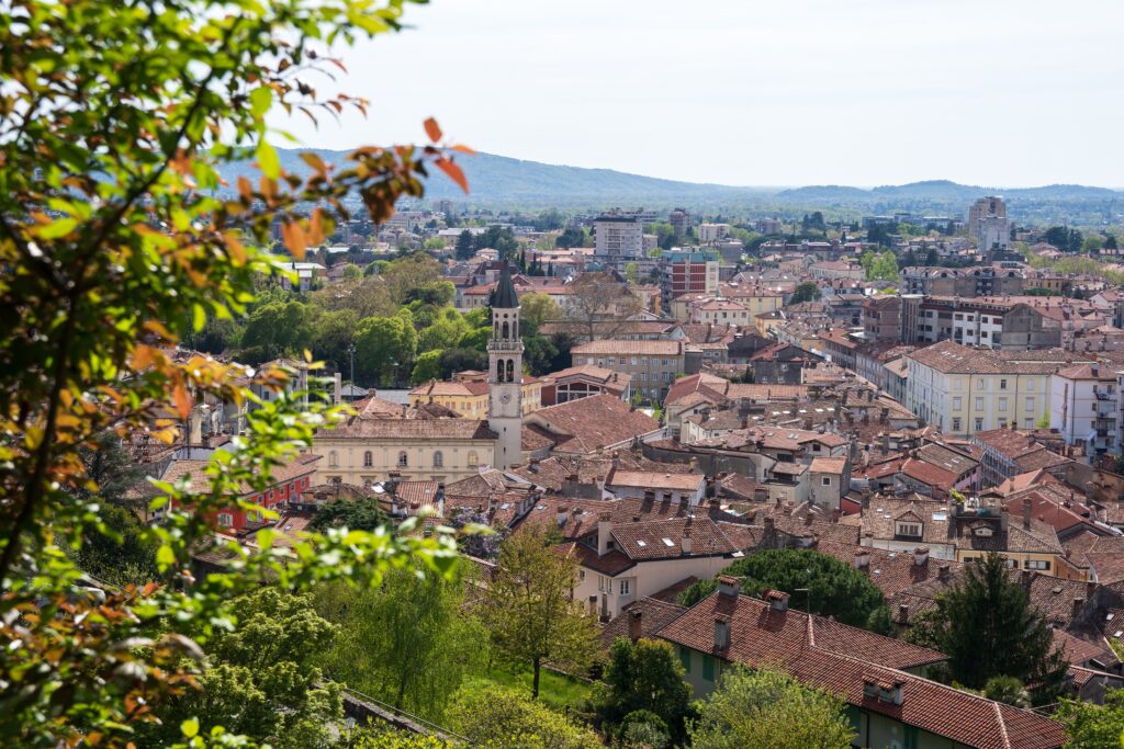Nova Gorica και Gorizia: Οι δίδυμες πόλεις που ένωσε ο πολιτισμός ...