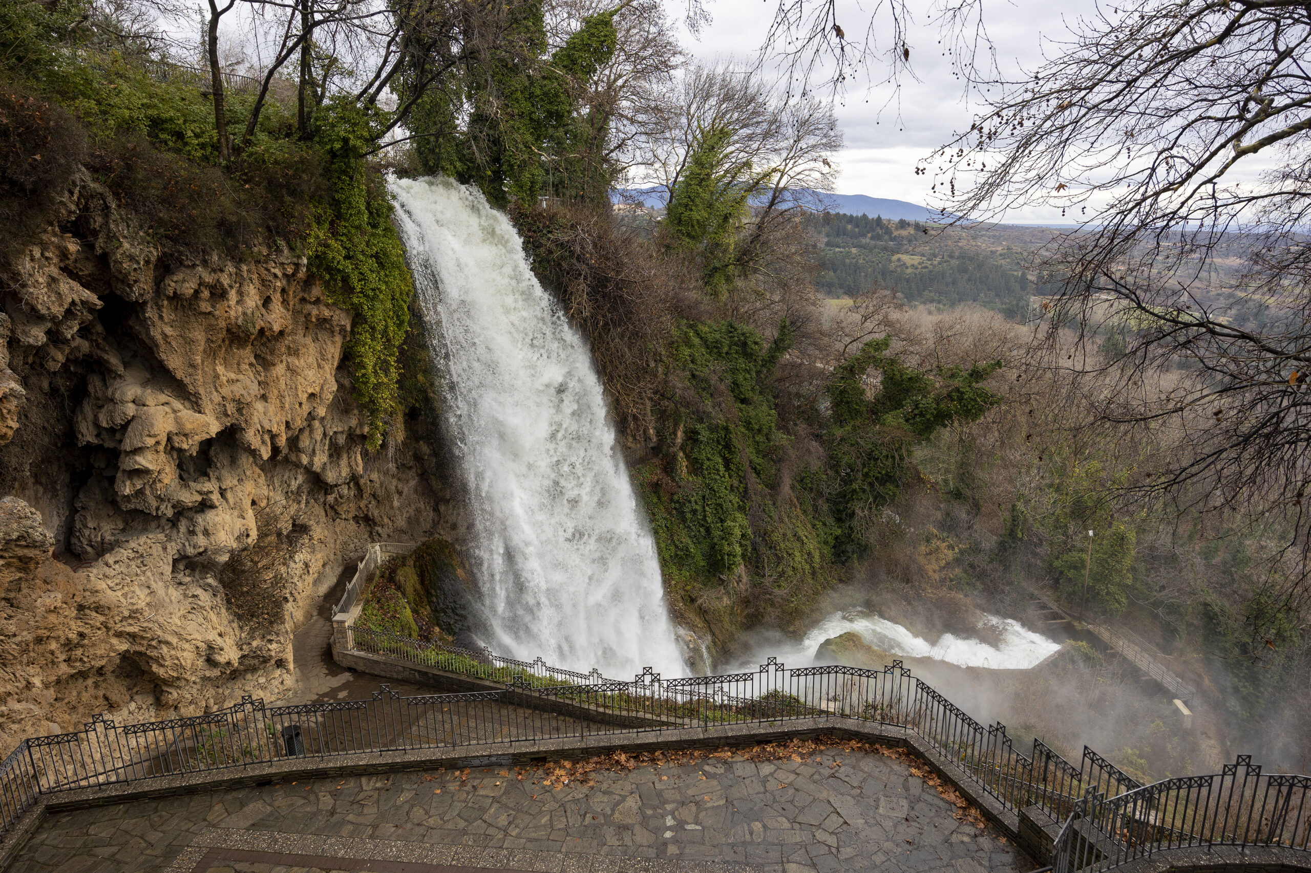 Χειμερινές διακοπές στην Έδεσσα: «Βουτιά» στην πόλη των νερών