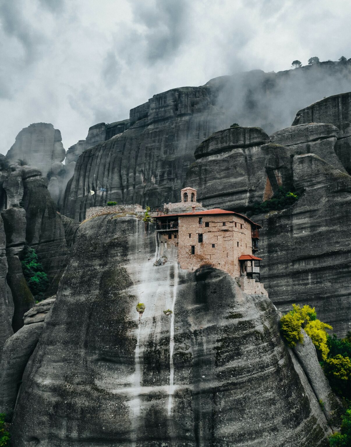 Postcards, Alive: 5 Greek Landscapes for Fall–Winter | travel.gr