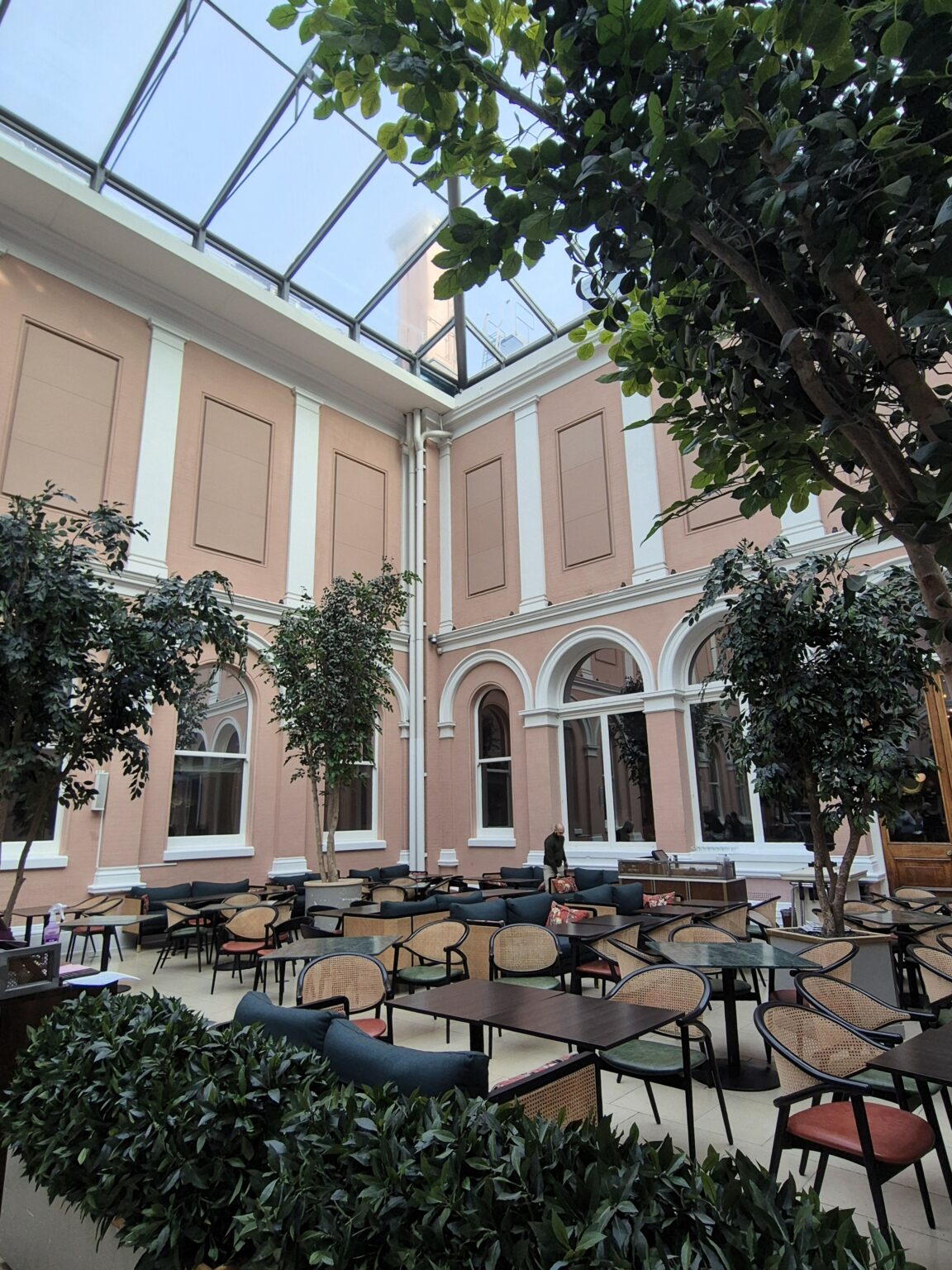 5 ξεχωριστά café σε διάσημα μουσεία και γκαλερί του Λονδίνου | travel.gr