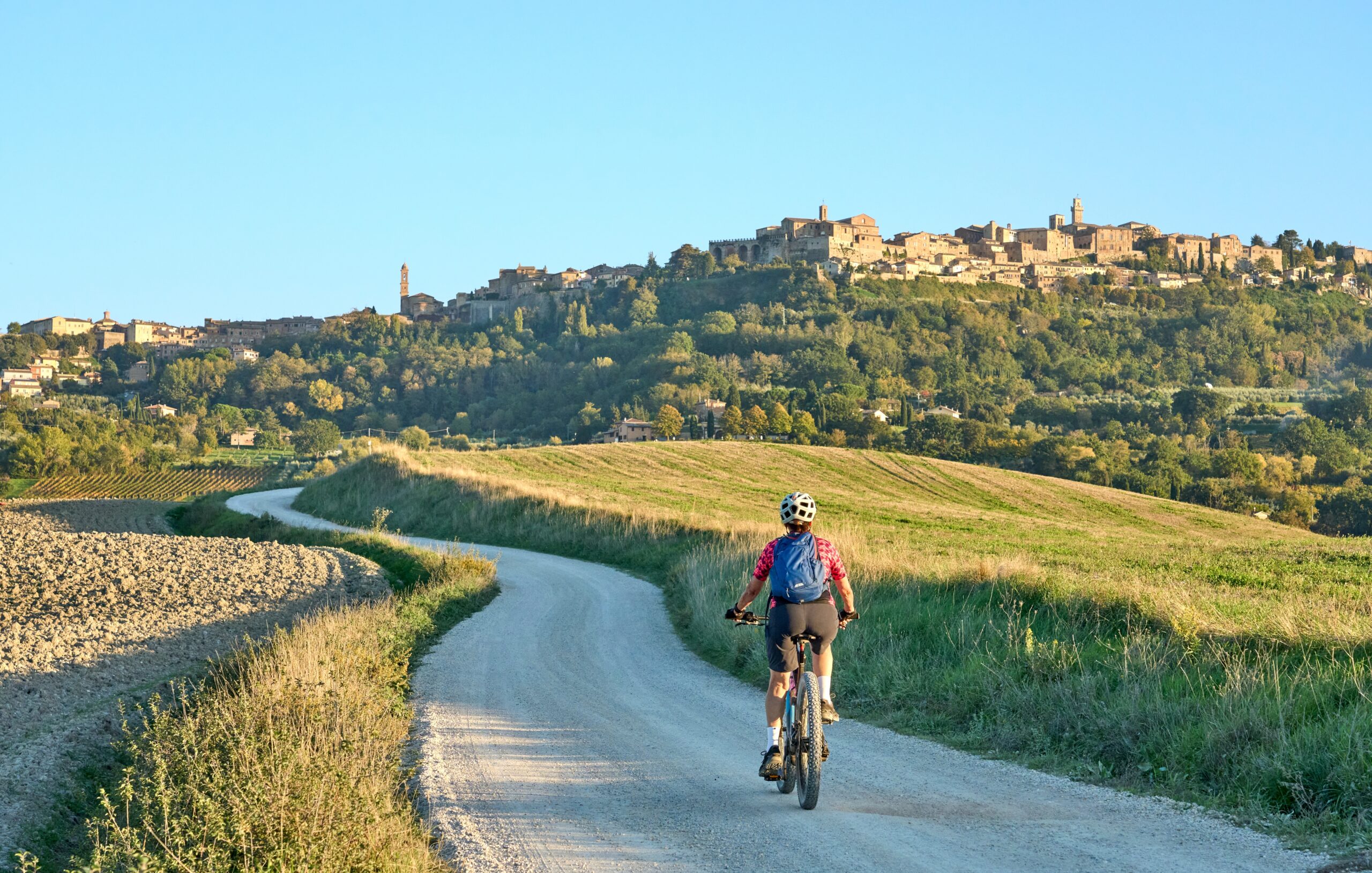 Montepulciano: Γλυκιά ζωή, εκθαμβωτική φύση και ένα από τα καλύτερα ...