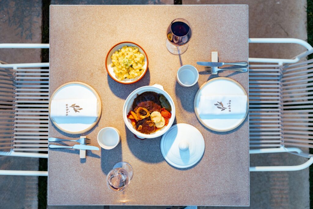 From Nostalgic to Modern: 8 + 8 Best Places to Eat in Plaka | Travel.gr/en