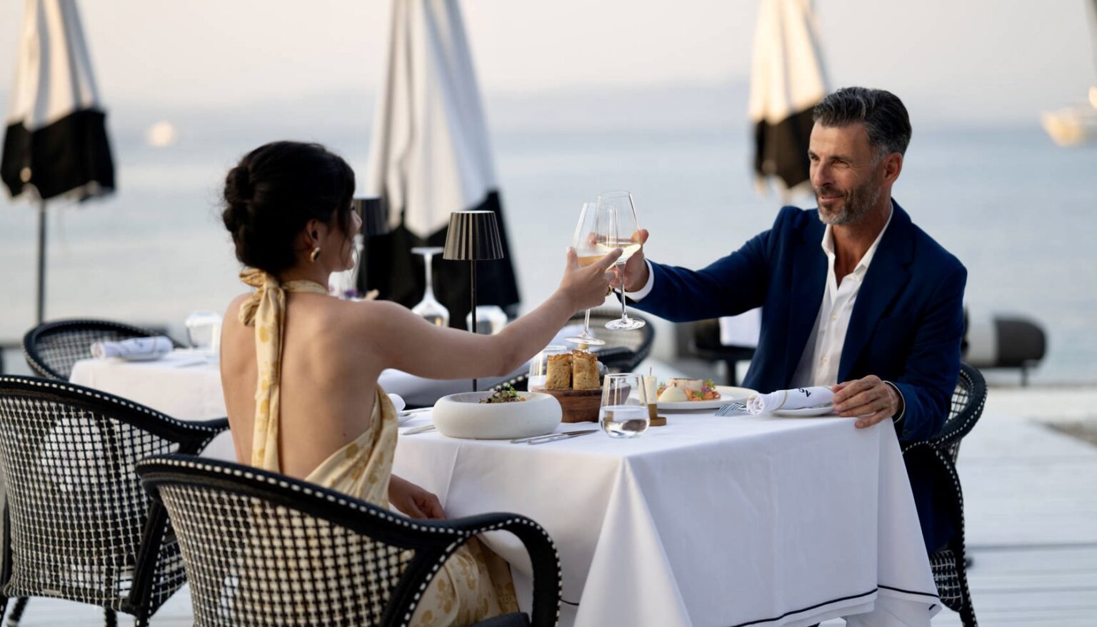 Parga's Nightlife: Great Bars and Unforgettable Views| travel.gr