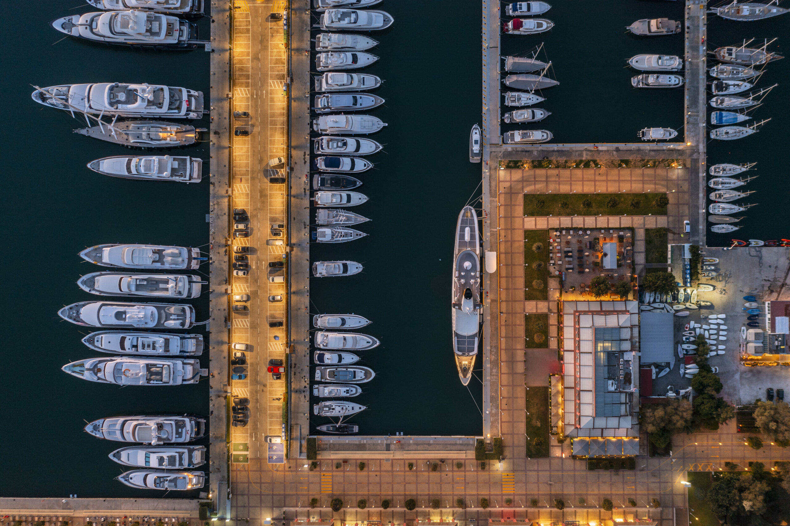 | travel.gr «Τοπόσημα Διασύνδεσης»: Έκθεση της Lamda Development