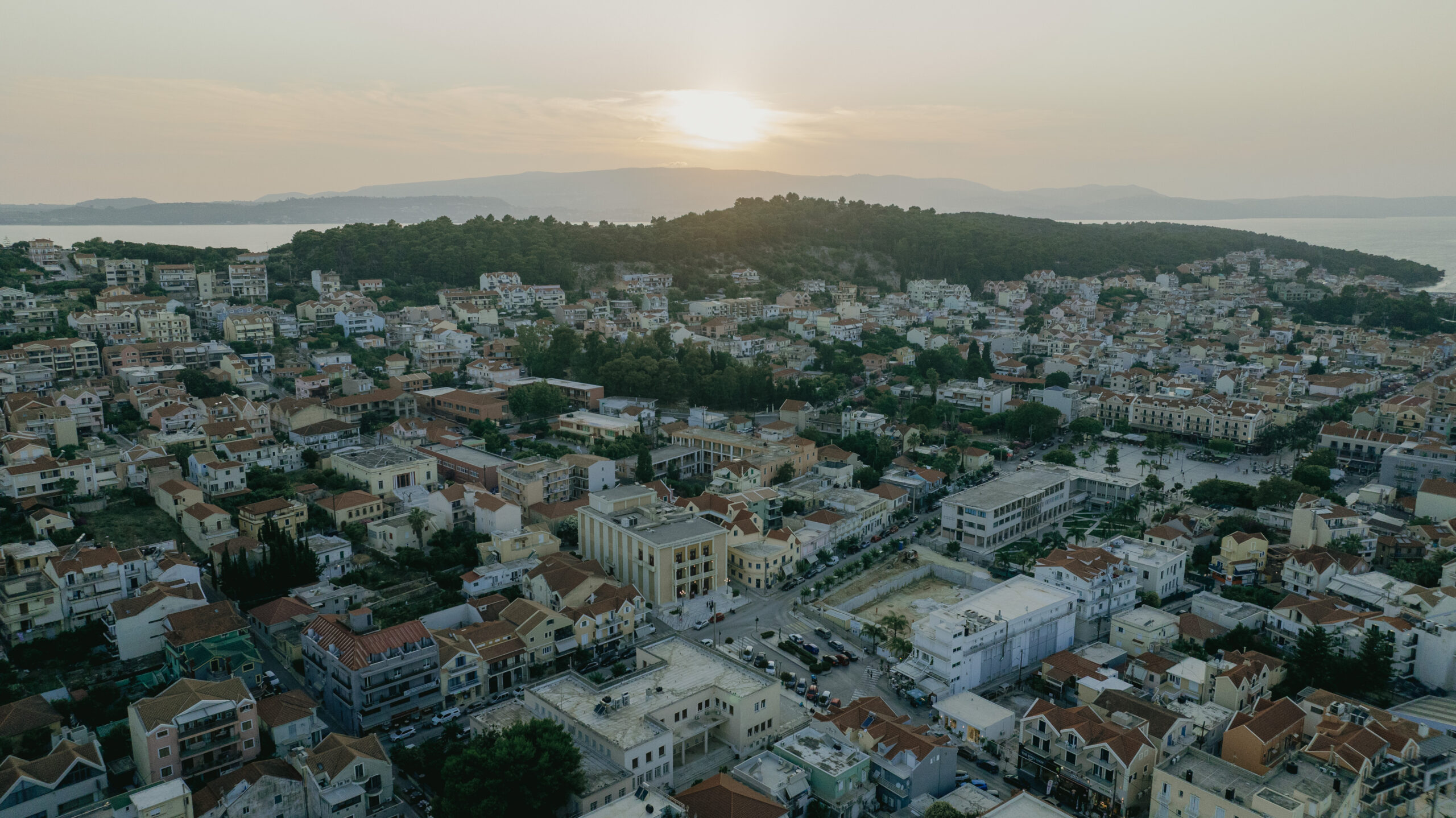 Αποστολή στην Κεφαλονιά: Στο Αργοστόλι, εκεί όπου η πόλη συναντά τη θάλασσα