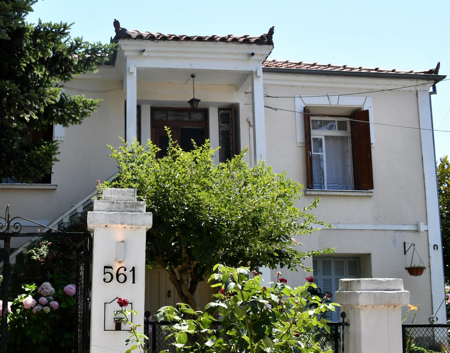 La Casa di Rena : Ένα σπίτι μνήμης και τέχνης στα Άνω Πορόια | travel.gr