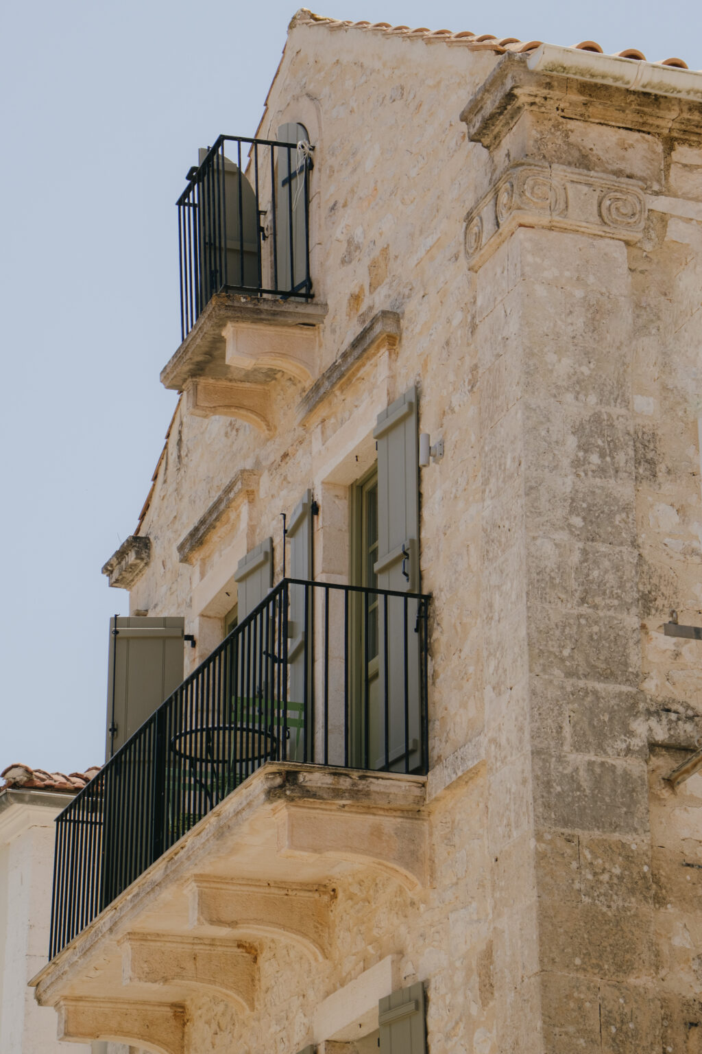 Κεφαλονιά: Εξερευνώντας το Φισκάρδο, έναν ζωντανό πίνακα στο Ιόνιο