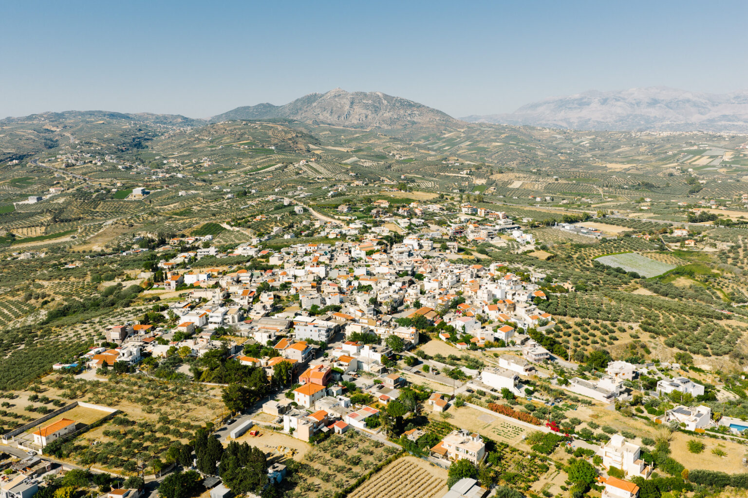 Driving Inland: Heraklion’s Myths, Vineyards and Minoan Past | Travel.gr/en